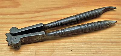 Crackers for Easy Nuts